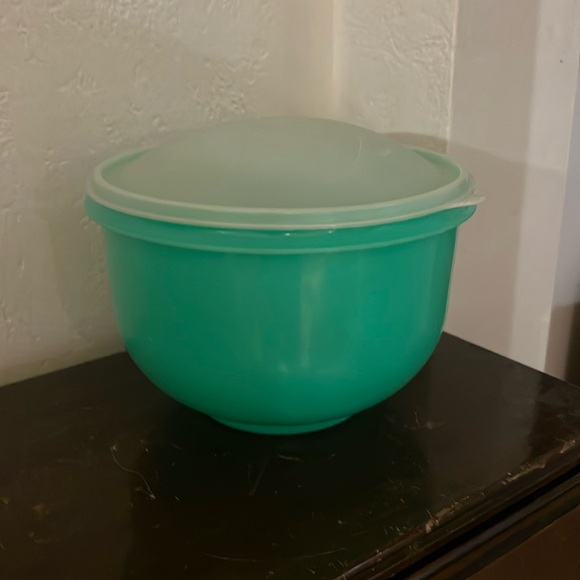 Tupperware | Kitchen | Tupperware Lettuce Container | Poshmark